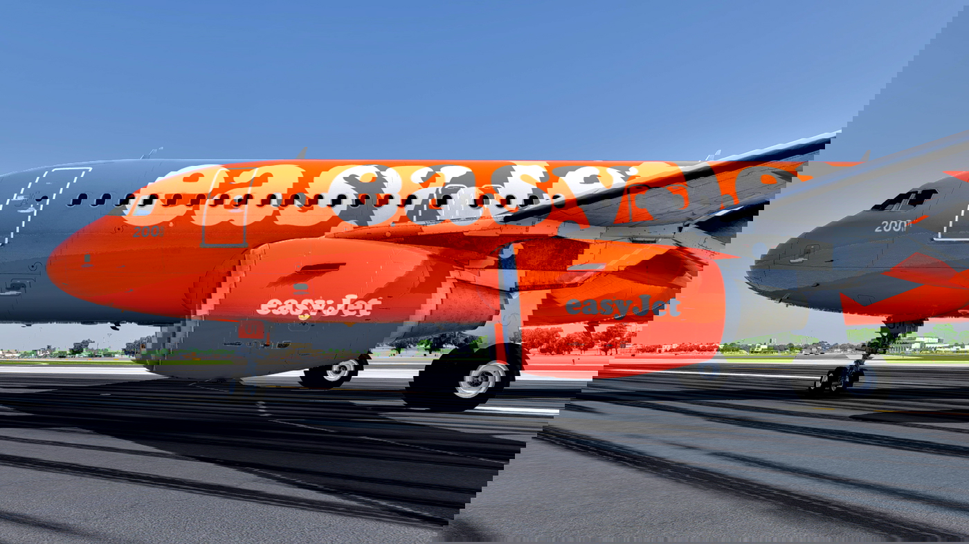EasyJet (200th Aircraft Orange Livery) G-EZUI for ToLiss A320 - X-Plane.to